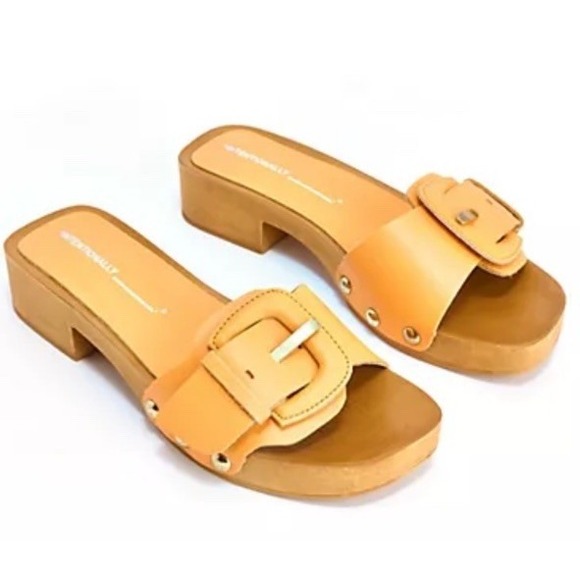 INTENTIONALLY BLANK | Shoes | New Intentionally Blank Mar Leather ...